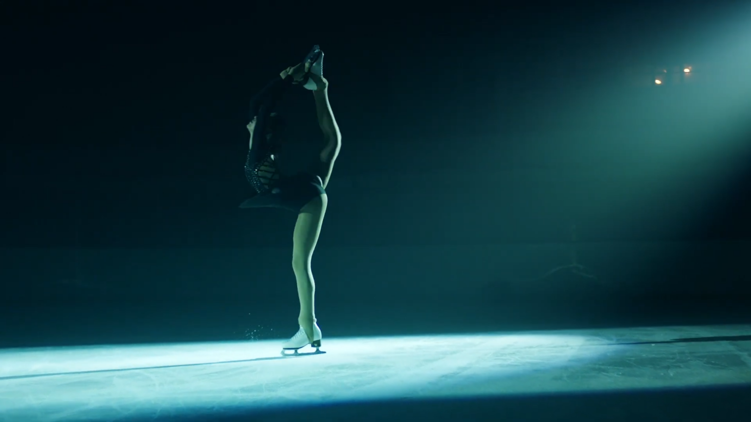 Beginner’s Guide to Ice Skating: 9 Tips to Master the Basics in 2024