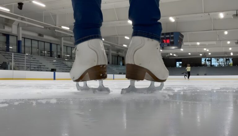 Beginner’s Guide to Ice Skating: 9 Tips to Master the Basics in 2024