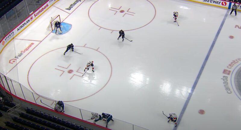 What Is a Powerplay in Hockey? Strategies, Rules, and Examples